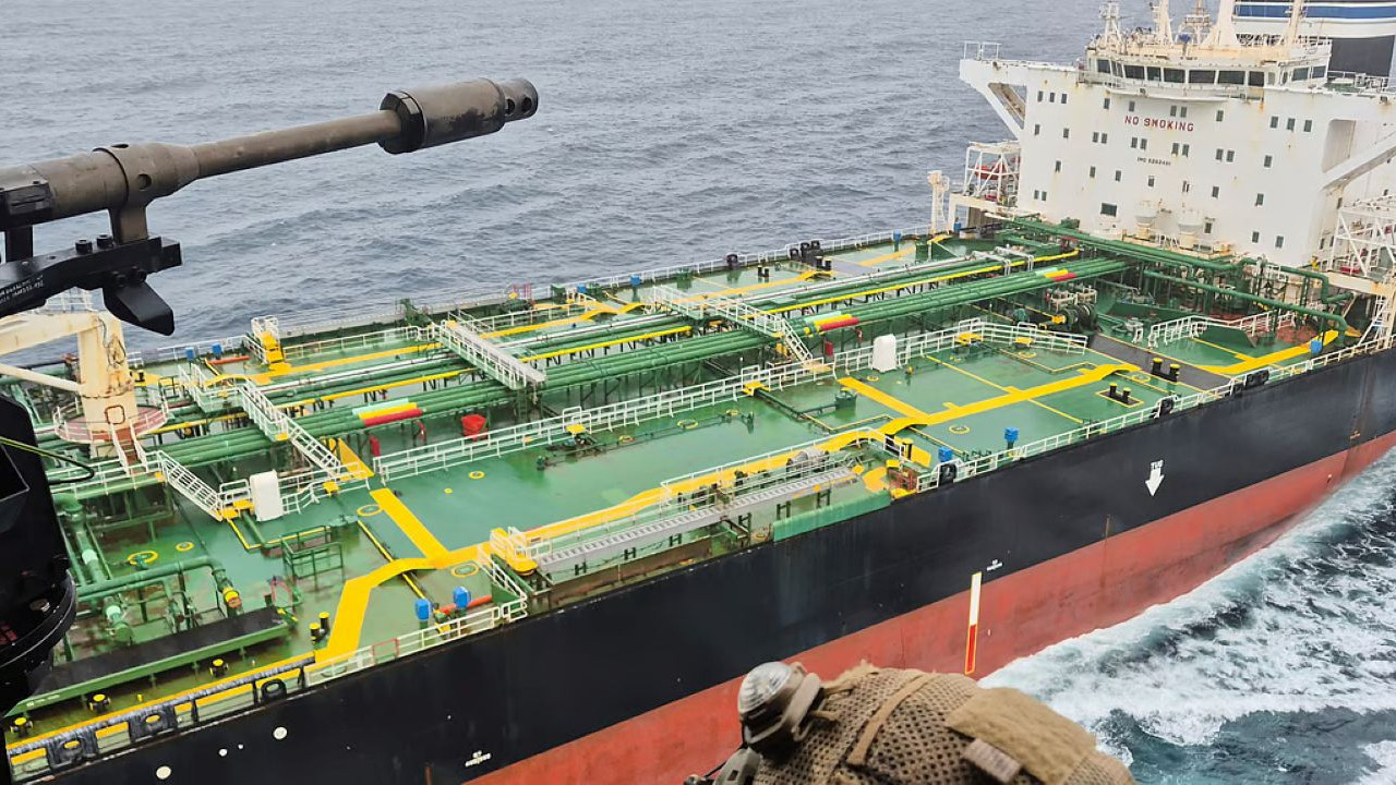 Rus Tankerine El Koyan Fransa'ya Moskova'dan 'Korsanlık' Suçlaması